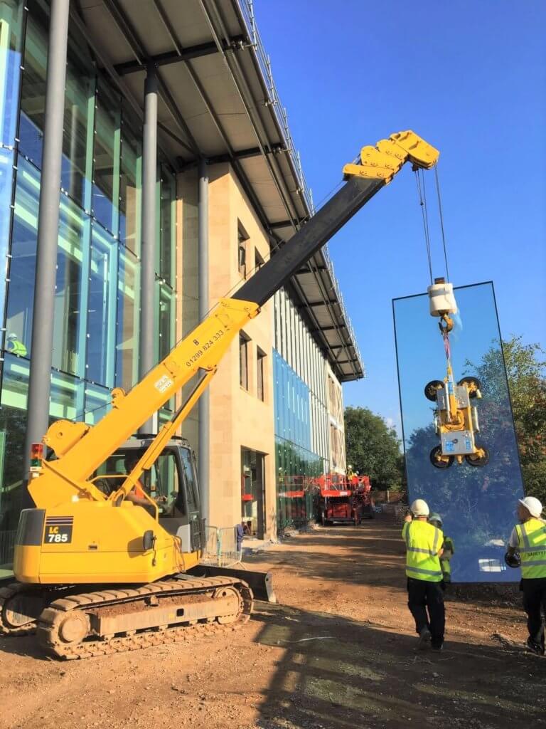 Mini Crawler Crane Hire | Vacuum and Crane Ltd