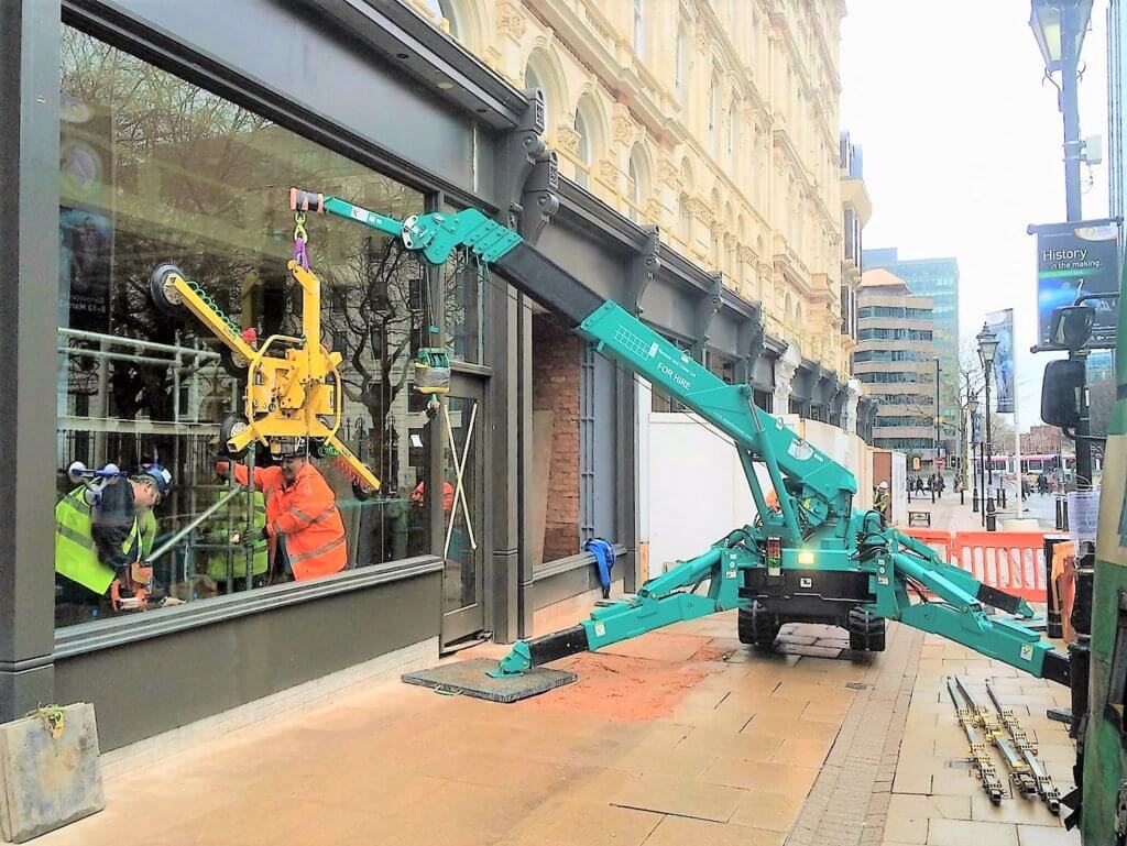 Spider Crane Hire | Vacuum and Crane Ltd